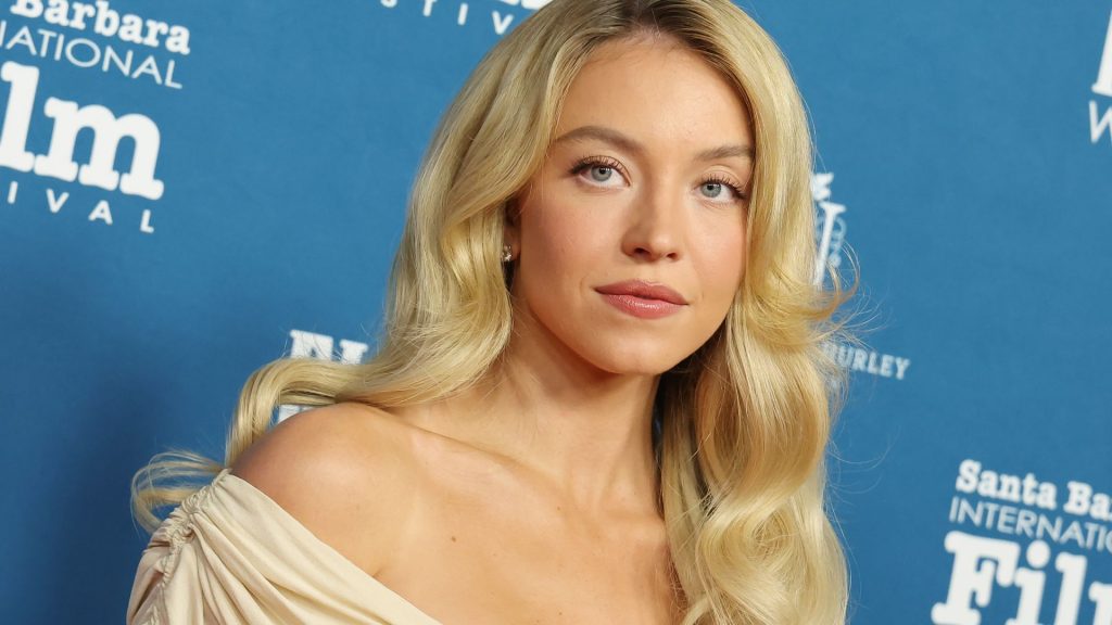 Sydney Sweeney Officially Joins Remake Of 206-Year-Old Classic Horror ...